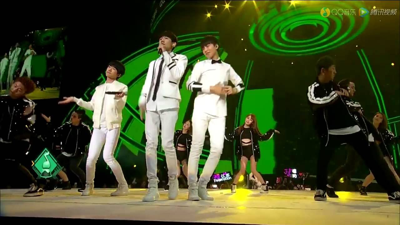 【獨家TFBOYS】20160323【QQ音樂巔峰盛典】TFBOYS表演完整720P - YouTube
