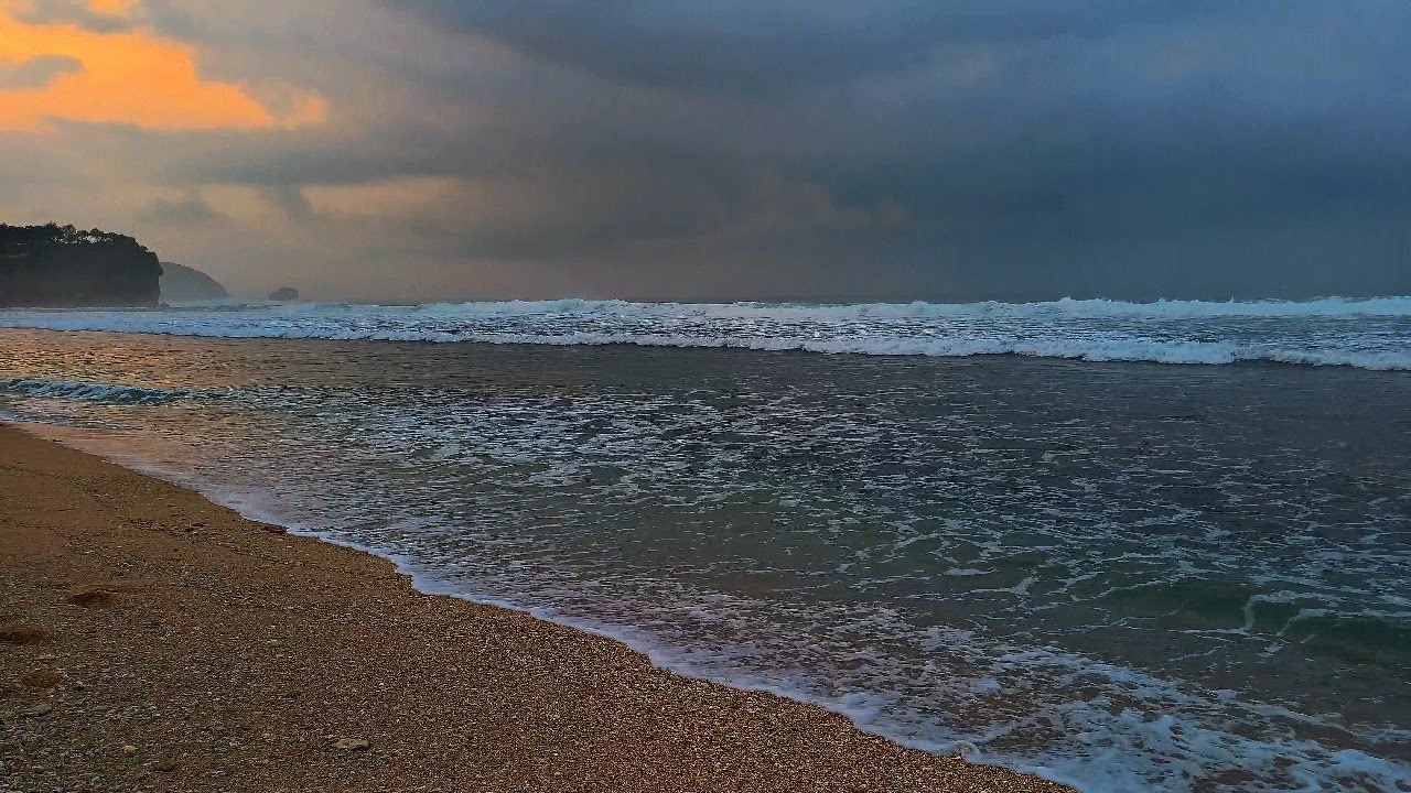 Gentle Ocean Wave Noise – Soft Waves Lapping on the Shore Relaxing Sea ...