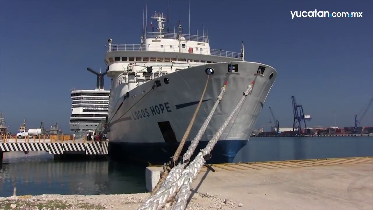 Intensa primera jornada del barco"Logos Hope" en Progreso - YouTube