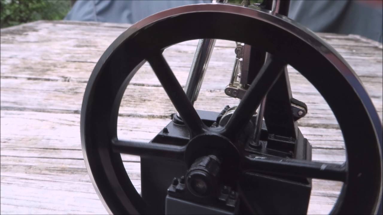 Conrad Model 9113 of the first Diesel Engine made in 1897 - YouTube