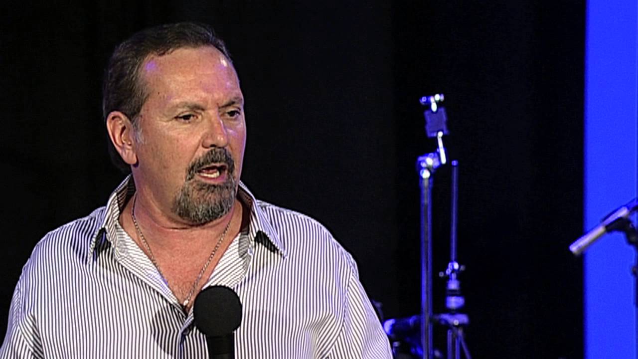 Paul D'Angelo does stand-up comedy at The Steve Katsos Show Fourth ...