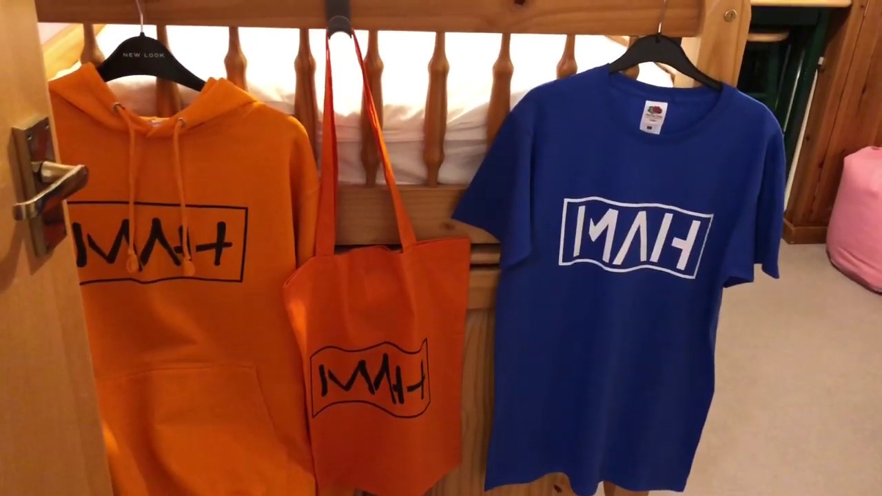 MAX AND HARVEY MAH MERCH BEDROOM TOUR - GYMNAST / CHEERLEADER KARINA ...