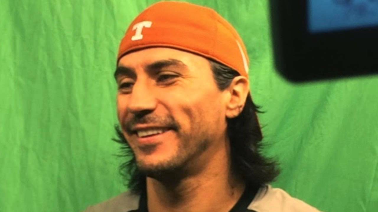 Paul London on smiling at Vince McMahon - YouTube