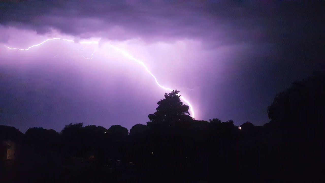 Early Morning Thunderstorm Norwich, UK (23.08.17) - YouTube