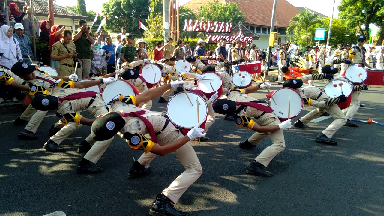 GOKIL ABIS... DRUM BAND GITA PAKSI ANGKASA LANUD ISWAHYUDI MAGETAN ...