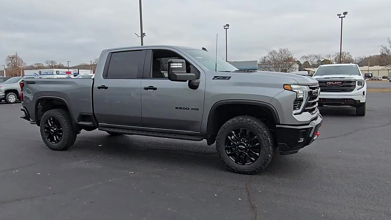 NEW 2026 CHEVROLET SILVERADO 2500 4WD Crew Cab 159" LT at Phil Wright ...