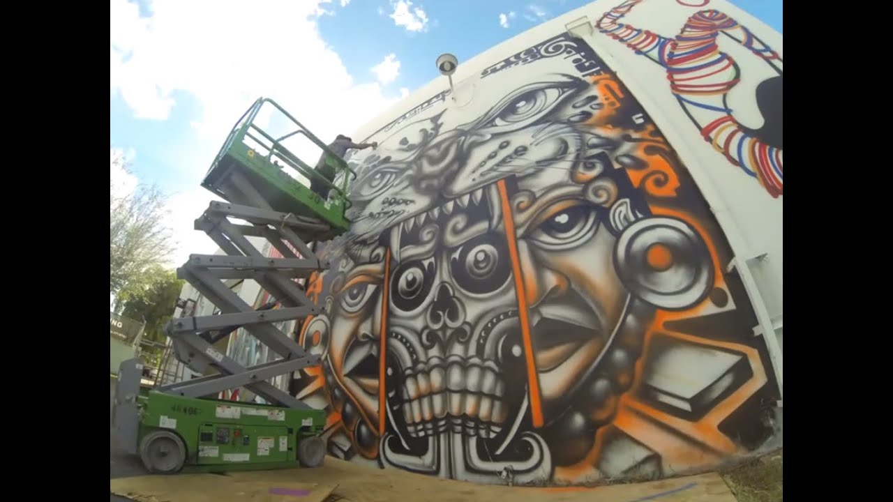 THE BADDER OF BADDEST IN MIAMI ART BASEL 2013 WYNWOOD BLOCK WALLS - YouTube