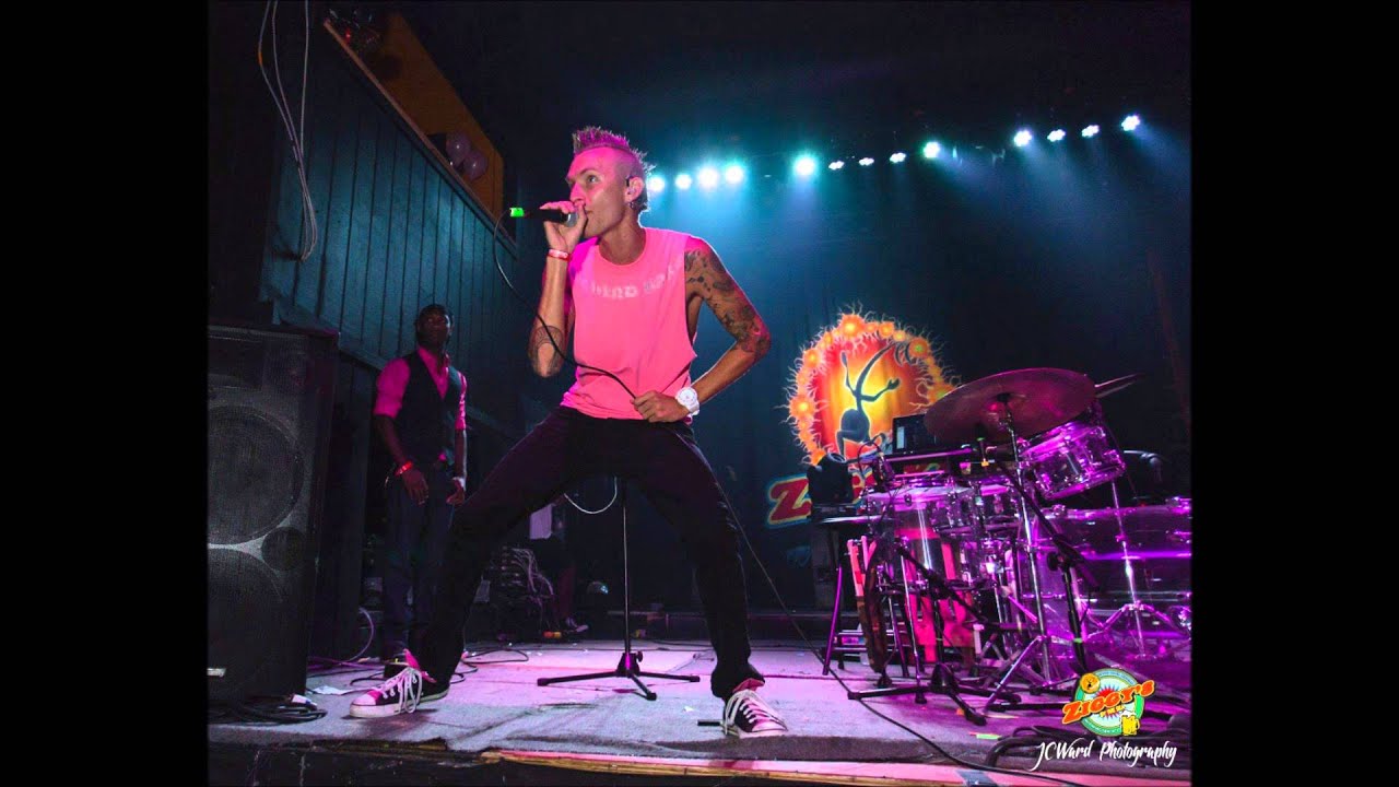 "8 Foot Punch" by Dane Britt - YouTube