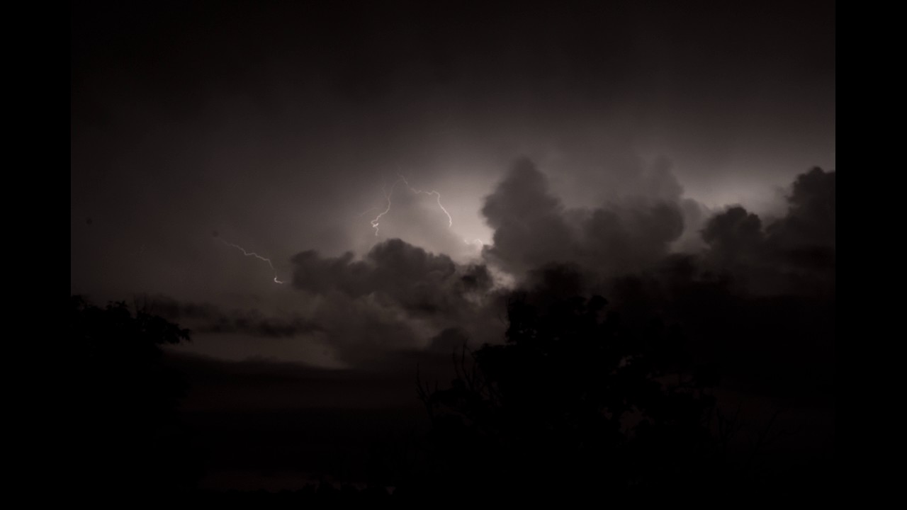Lightning storm north of Chaska, MN - YouTube