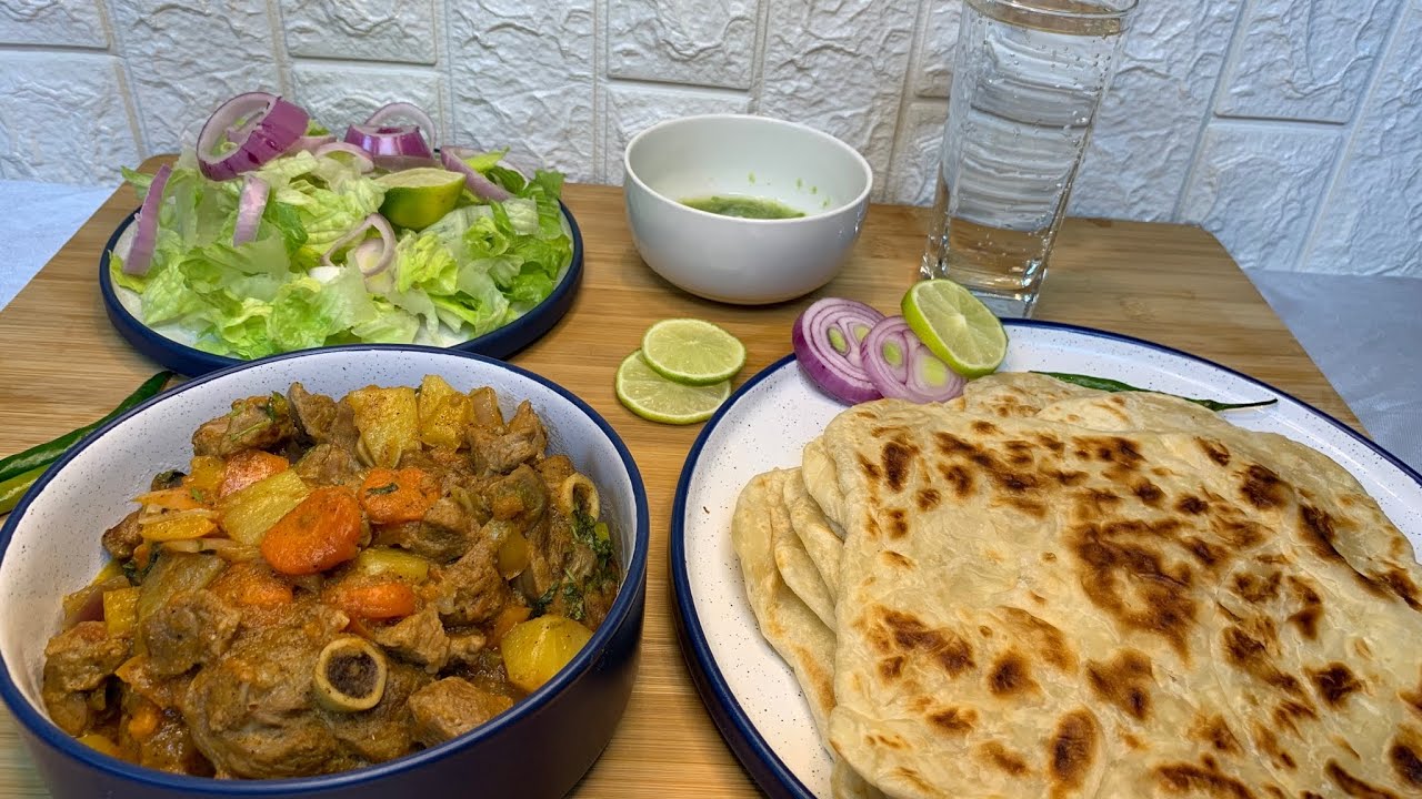 Sabaayad iyo maraq inaba caadi aheen ku Soo Dhawada/chapati whith lamb ...