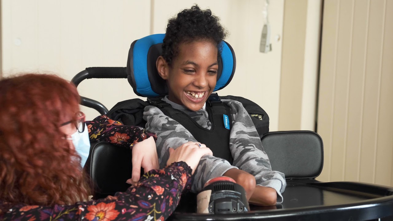 Leckey BeMe - Physiotherapist review - YouTube