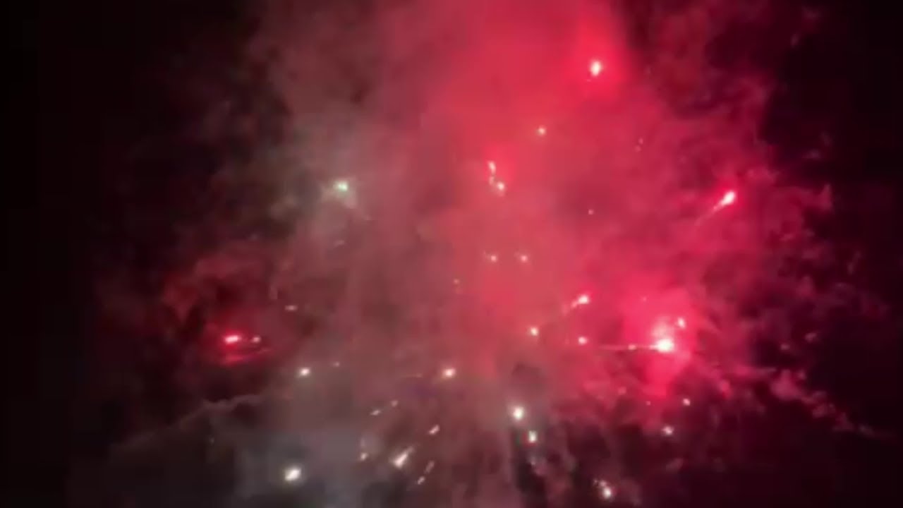 Fireworks on Hari Raya Aidil Fitri Eve 2025 - YouTube