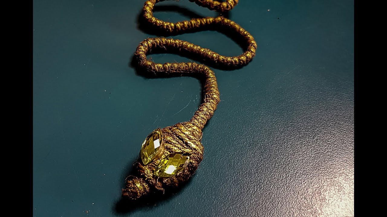 Snakes DIY - YouTube