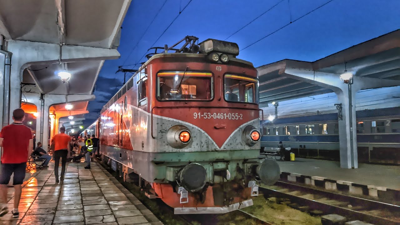 Trenurile serii în gara Timișoara Nord - YouTube