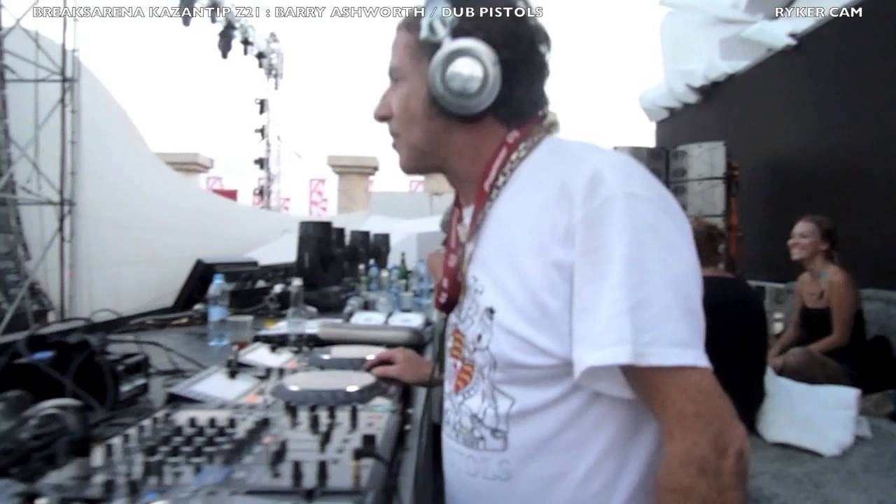 BREAKS ARENA | Z21 | KAZANTIP | Barry Ashworth : Dub Pistols - YouTube