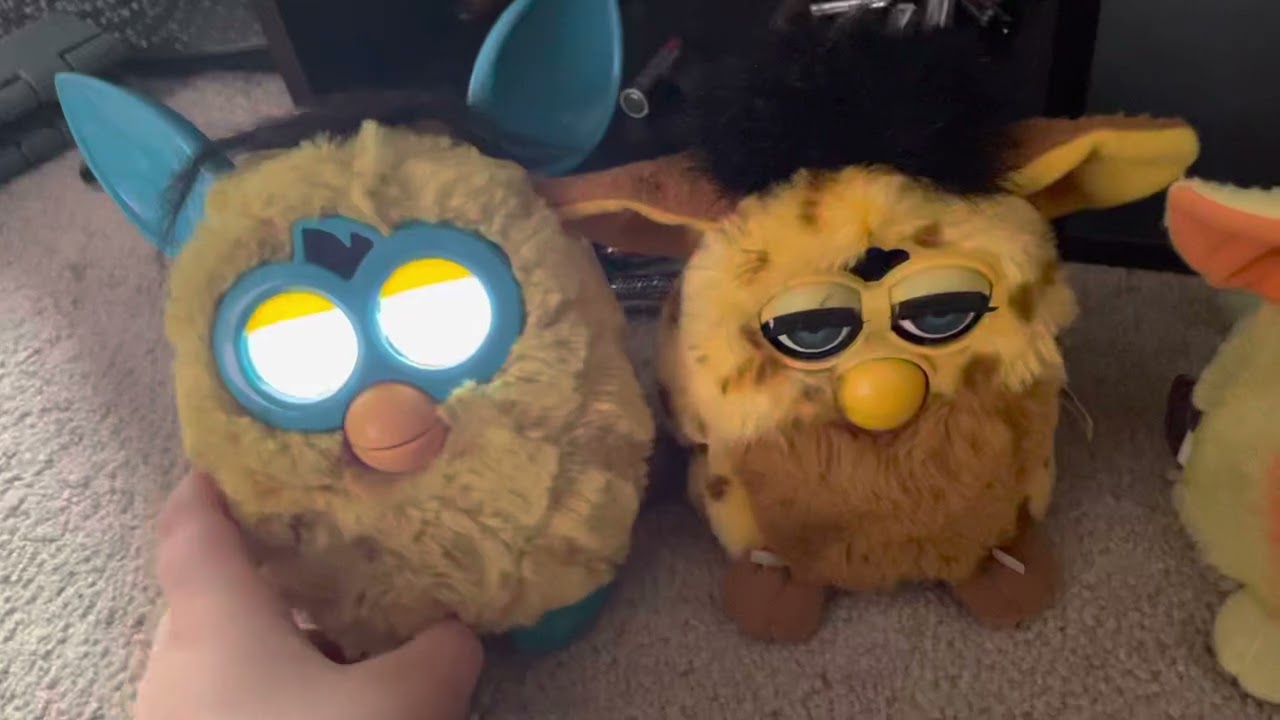 all yellow Furbys - YouTube