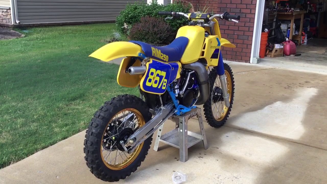 1984 RM 250 Full Restoration First Start UP 2 - YouTube