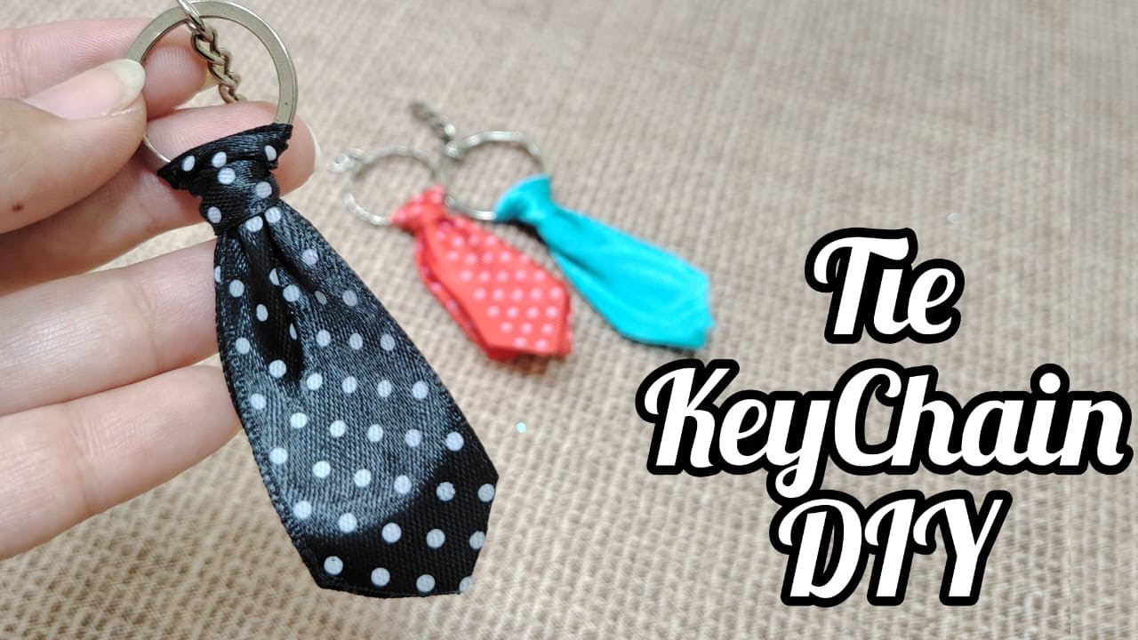 DIY Tie Keychain | Cute gift ideas for father's day - YouTube