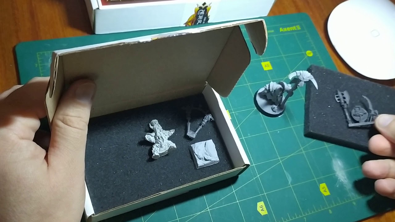 Russian Alternative Miniatures распаковка Дварфов Огненного Каньона ...