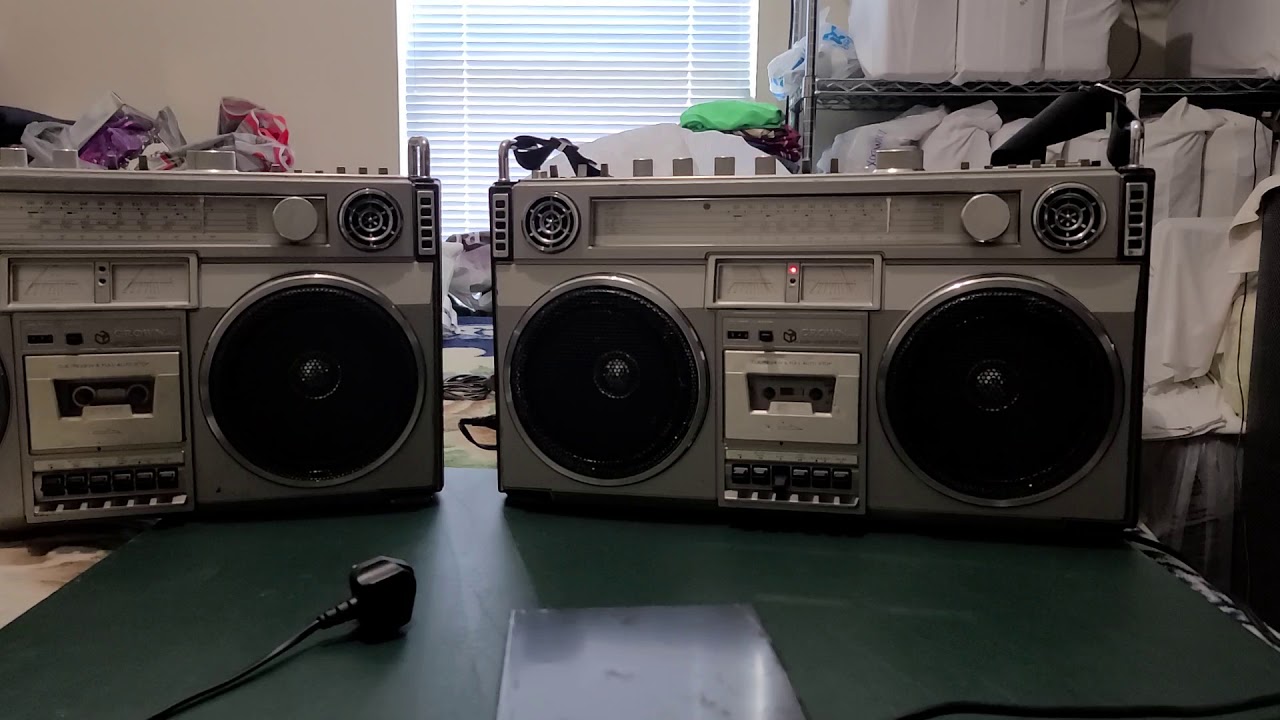 CROWN CSC 850L BOOMBOX - YouTube