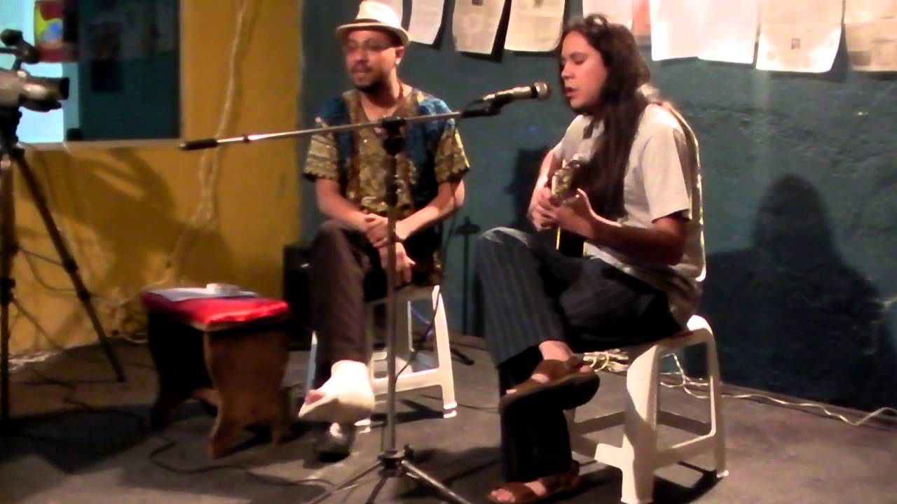 Sarau da Casa Amarela Tarcísio Hayashi e Ivan Neris- Natural - YouTube