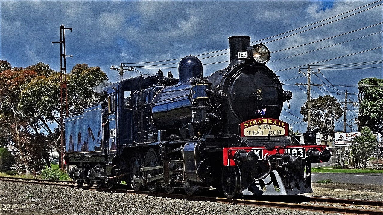 K183 Returns To The Mainline In 19 Years - YouTube