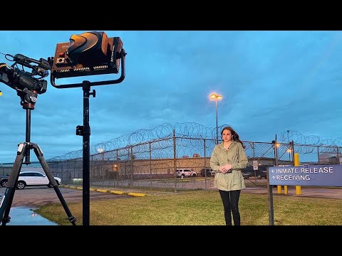 Parris Kane Reporter/MMJ Reel (on the job hunt) - YouTube