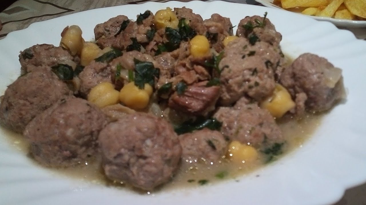 MTOUWEM CUISINE ALGÉRIENNE, MTEWEM SAUCE BLANCHE. متوم بمرقة بيضاء ...