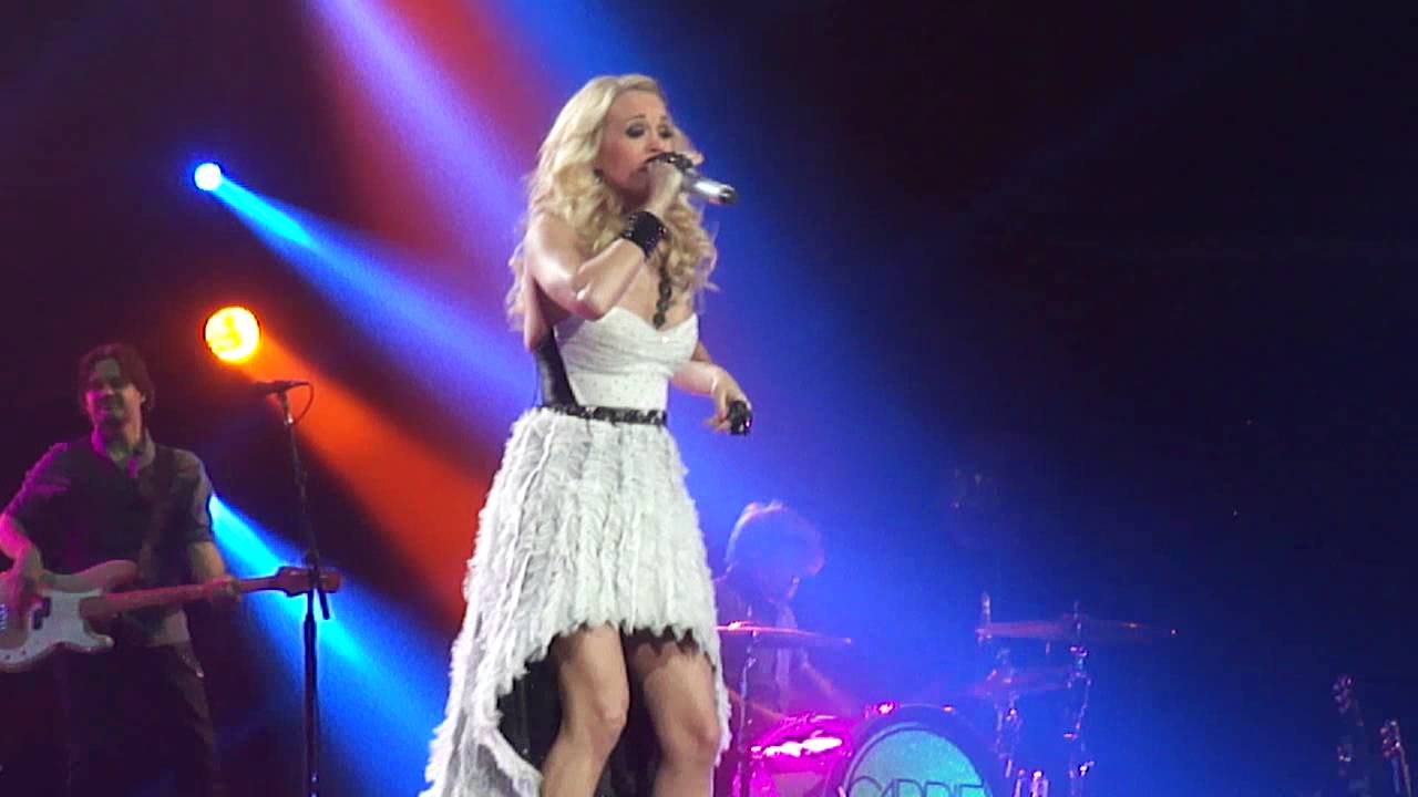 Carrie Underwood - Good Girl w/ Concert Opening - YouTube