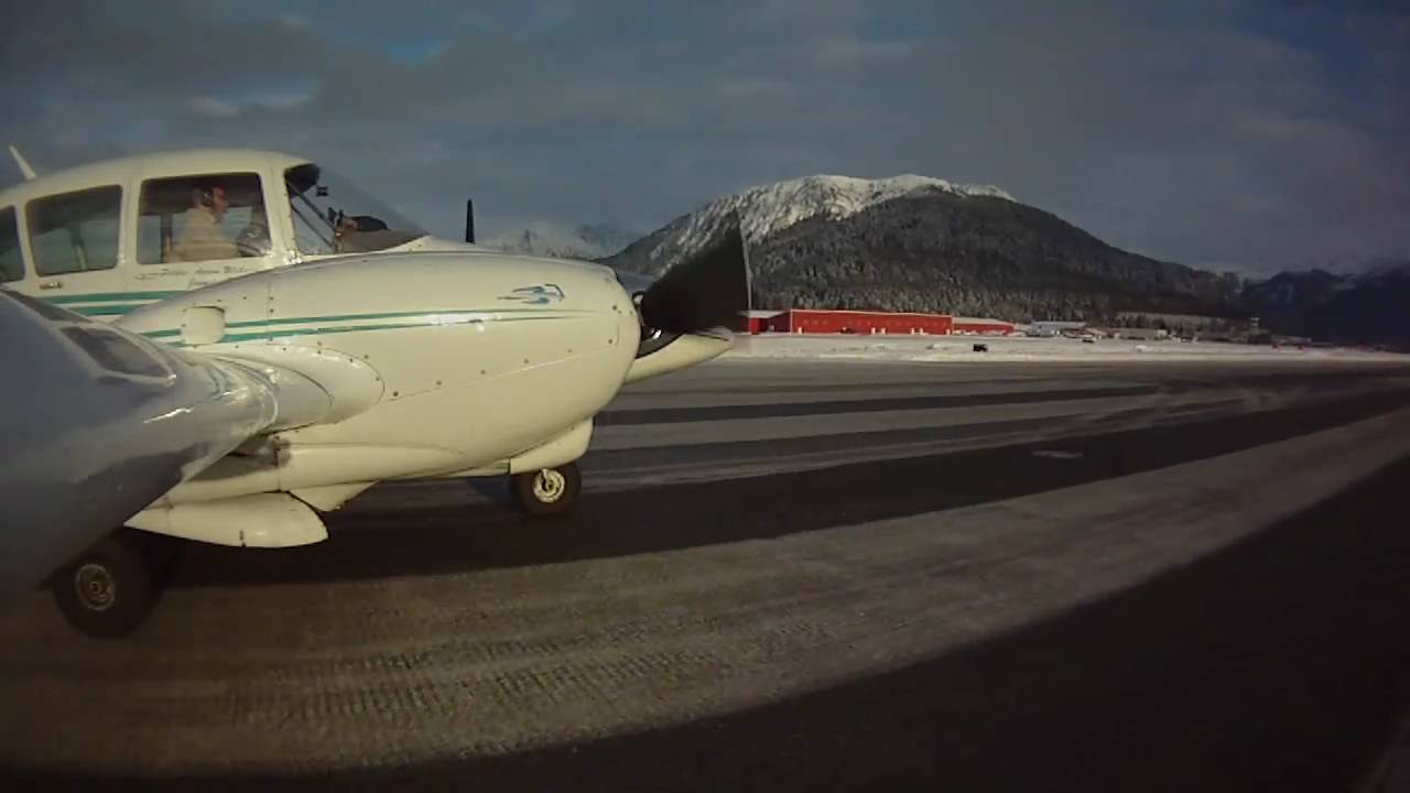 Apache Flying, Full Flight - YouTube