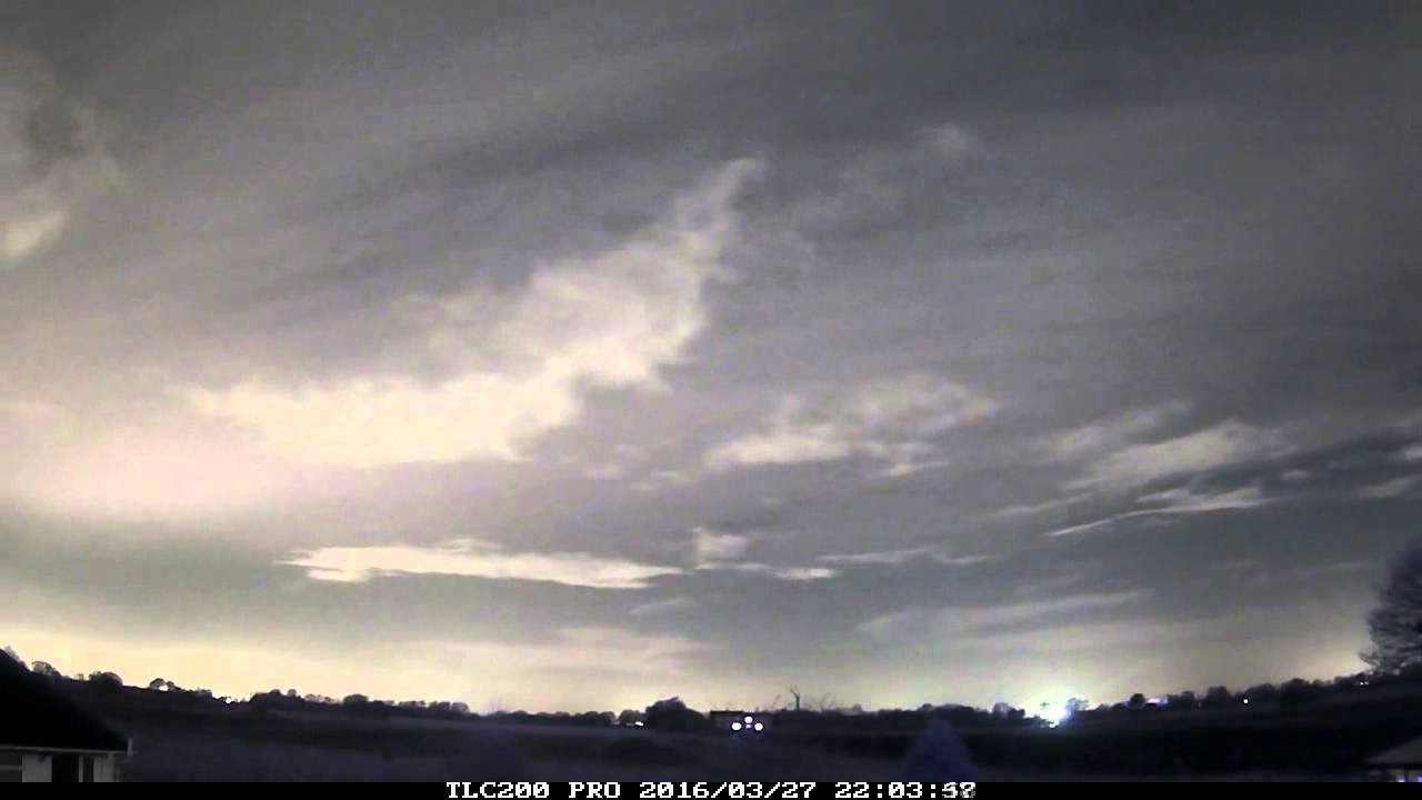 Interesting optical effect on overnight time-lapse of 27th/28th March ...