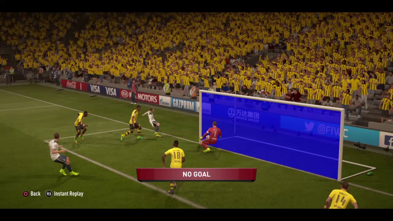 Neuer triple save - YouTube
