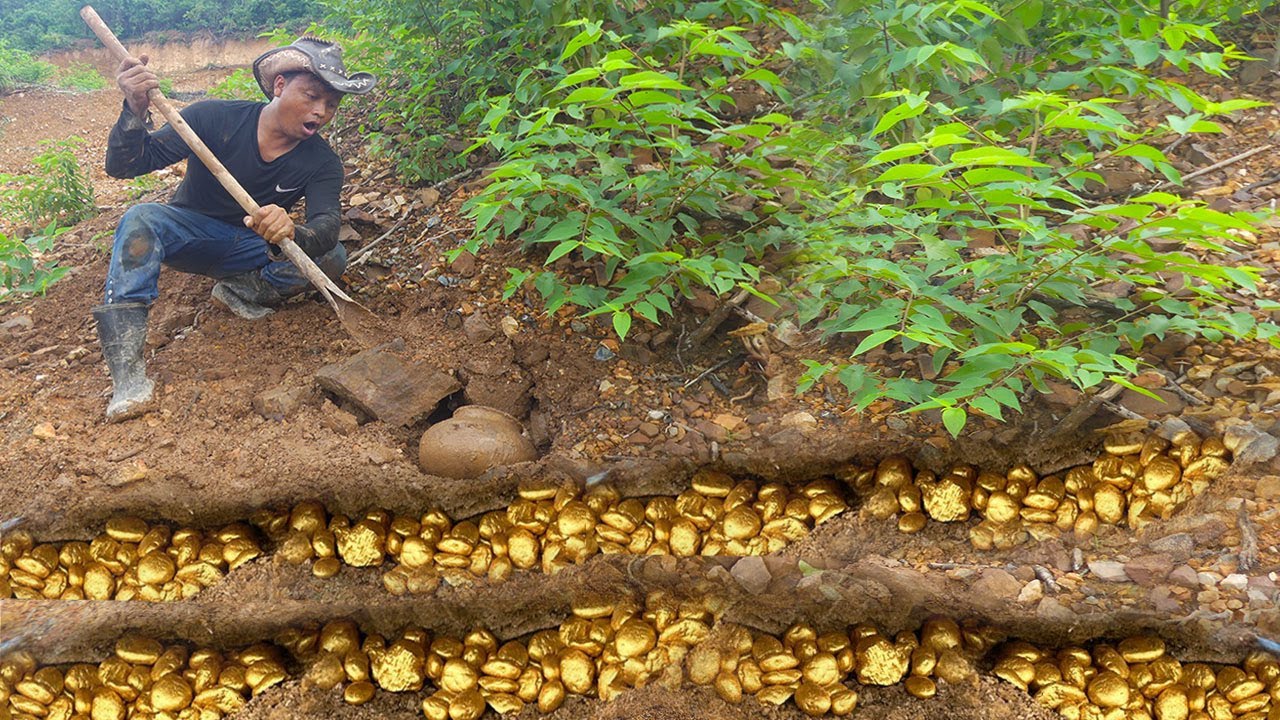 Hunting! Digging up for Treasure _ Mining More Gemstones Discovered At ...