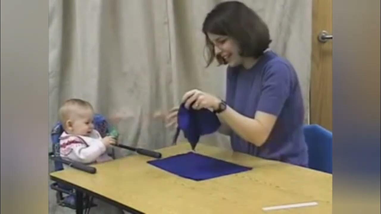 Experimento: Error "A, no B", por Jean Piaget. - YouTube