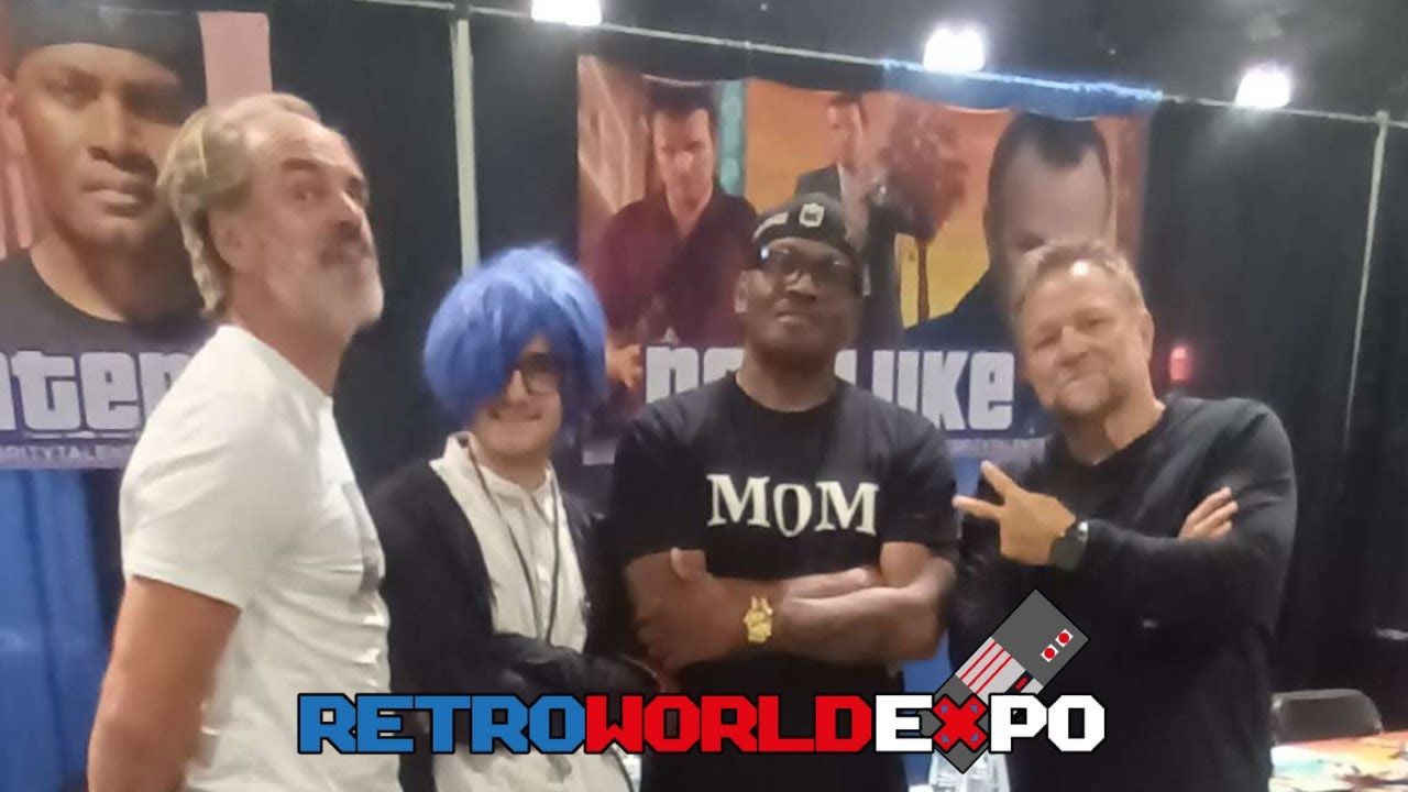 Retro World Expo Weekend Vlog - YouTube