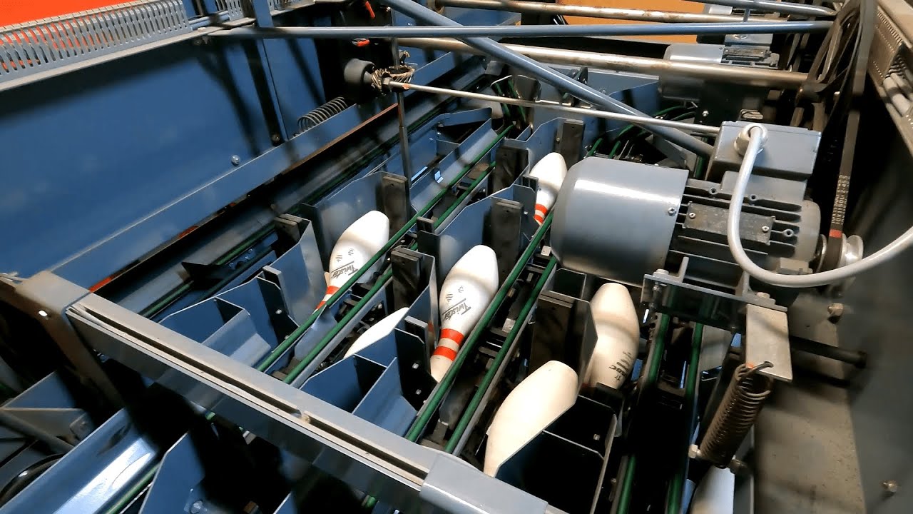 Behind The Scenes of a Bowling Alley (Splitz, Gainesville) - YouTube