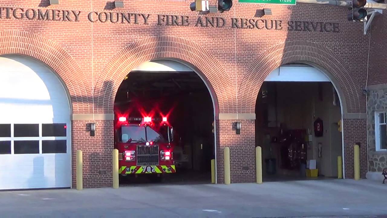 MCFRS Reserve Ambulance 13/702 & Engine 702 Responding! - YouTube