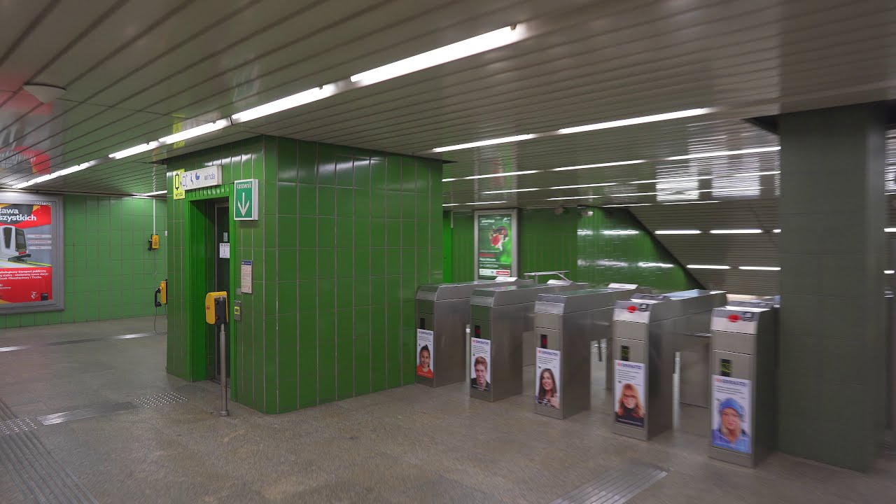 Poland, Warsaw, Metro night ride from Imielin to Natolin - YouTube