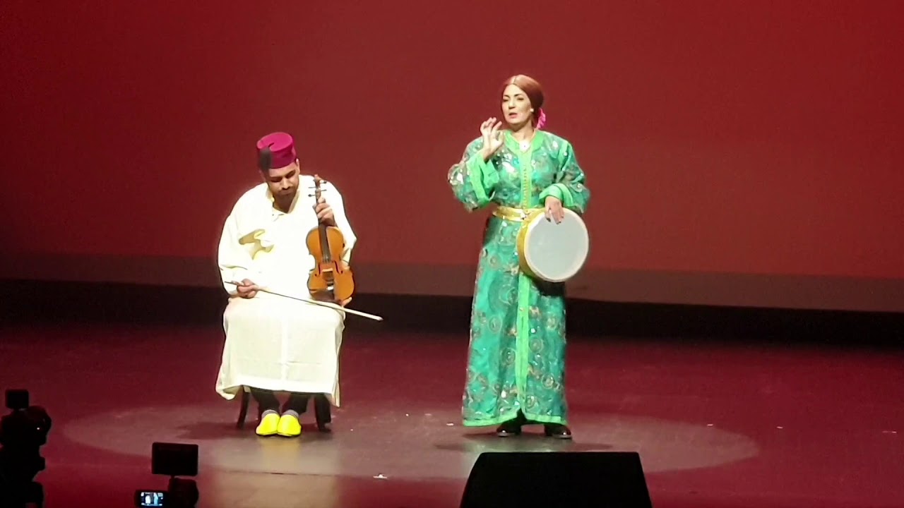 Hanan El Fadili - Paris 2019 Théatre Armande Béjart - YouTube