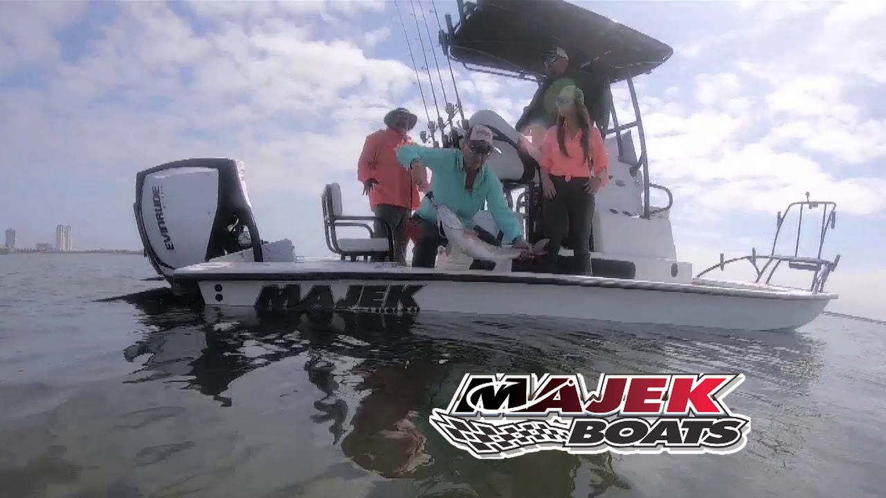 Majek Boats - YouTube