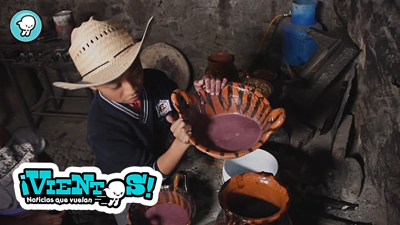 "El Atole Morado" - YouTube