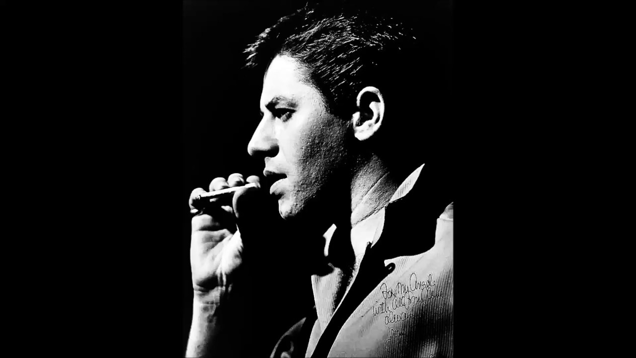 Jerry Lewis singing Rudolph the Red Nosed Reindeer - YouTube