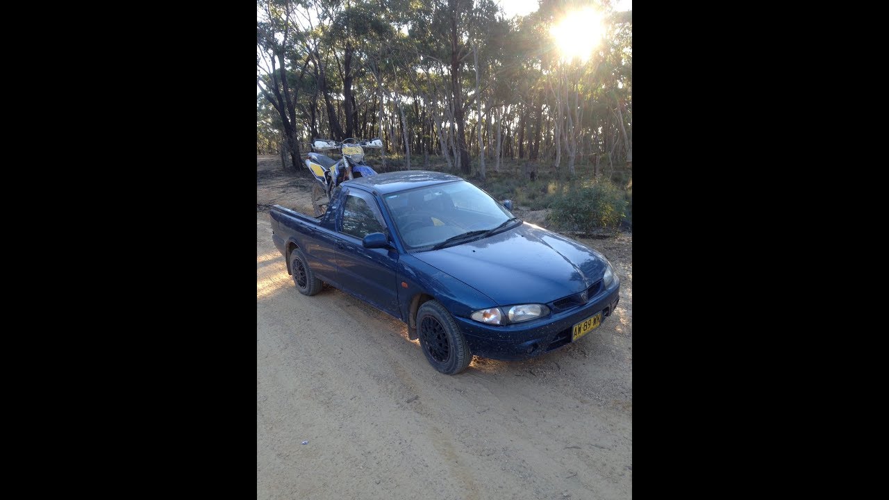 3 Ways a Proton Jumbuck is better than a Toyota Hilux - YouTube