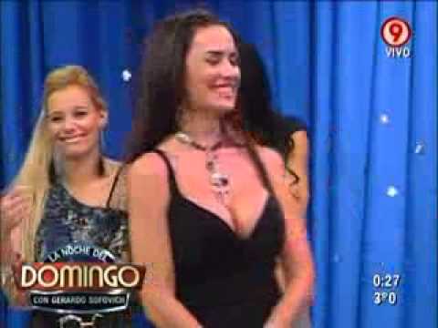 Veronica Crespo en La noche del domingo (03/07/2011)