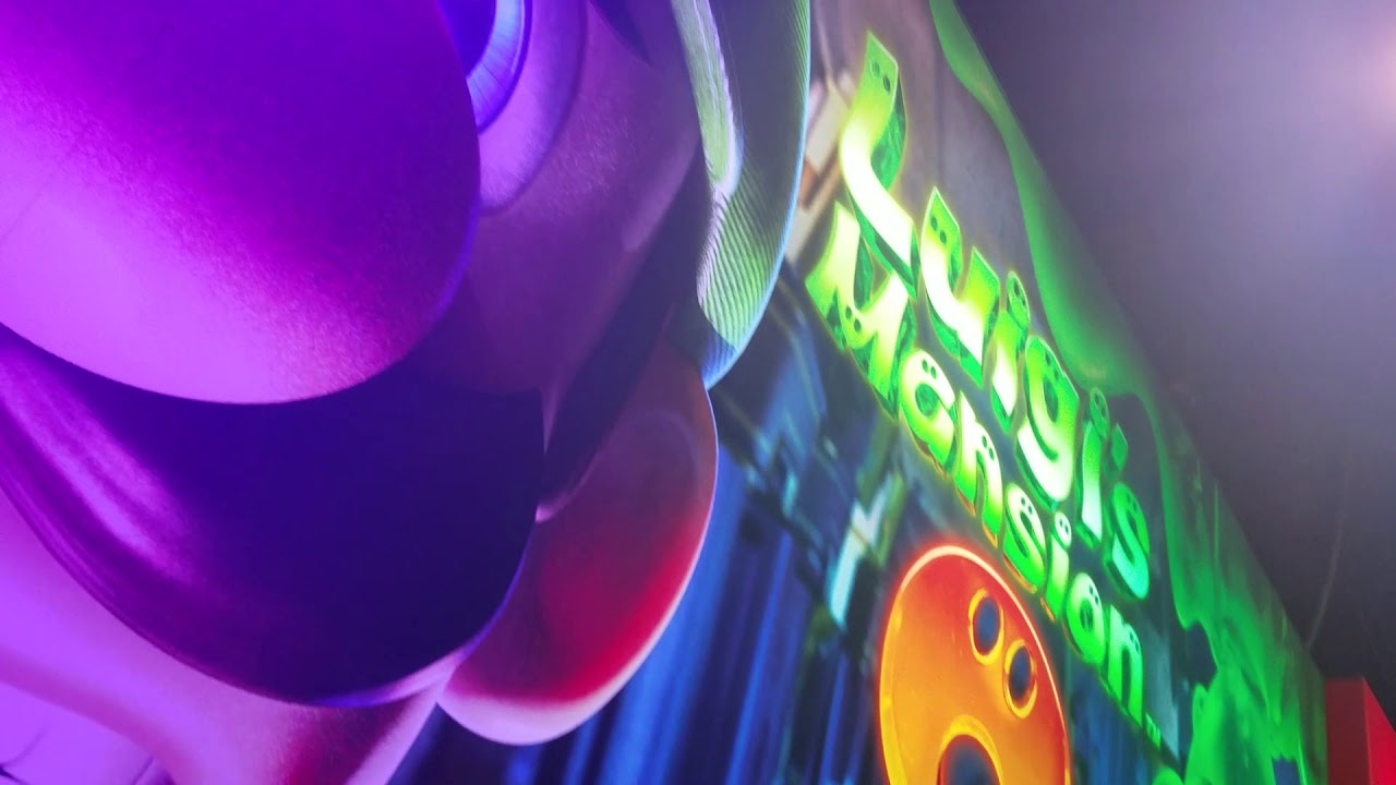 A quick look at Nintendo's E3 2019 booth - YouTube