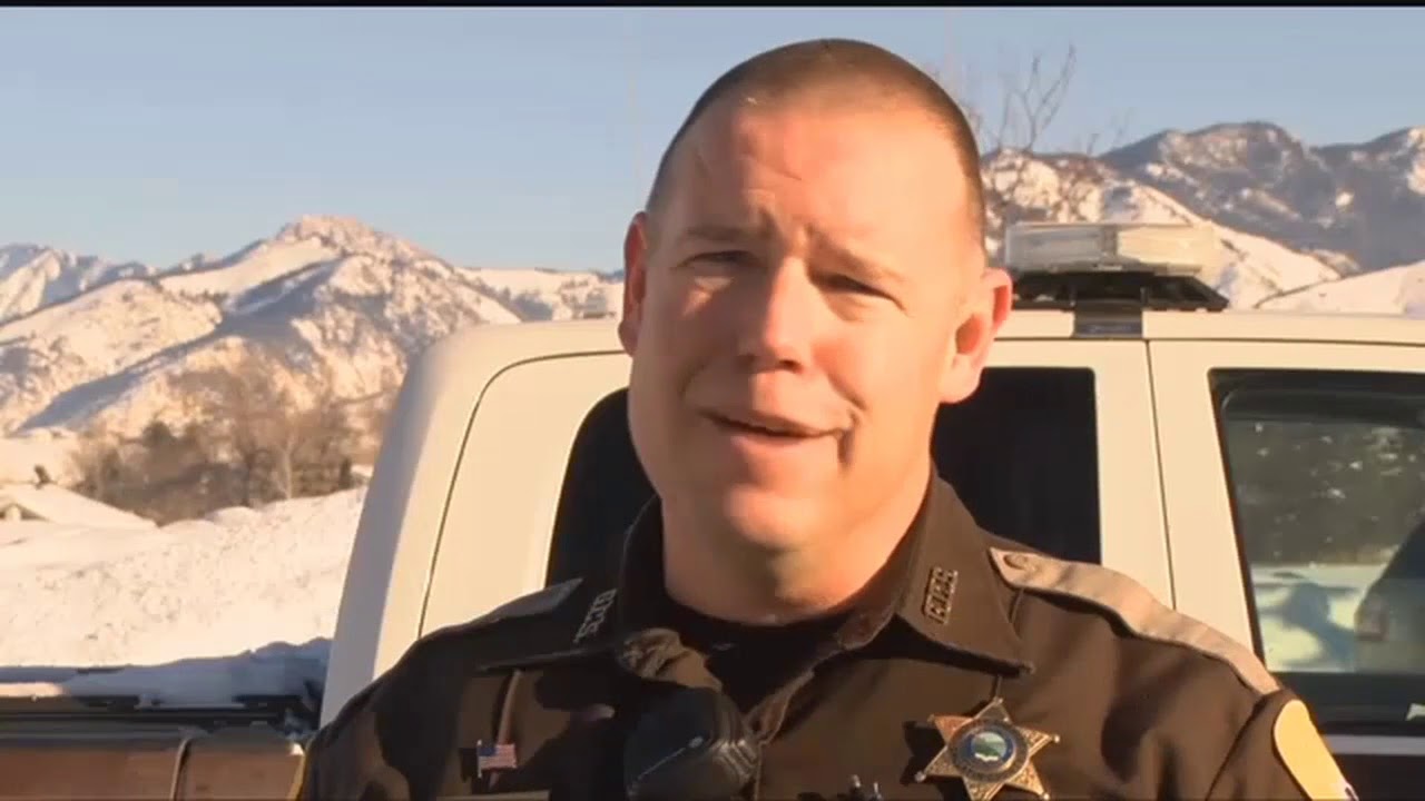Q2 News 10 p.m. top stories with Dustin Klemann 1-1-18 - YouTube