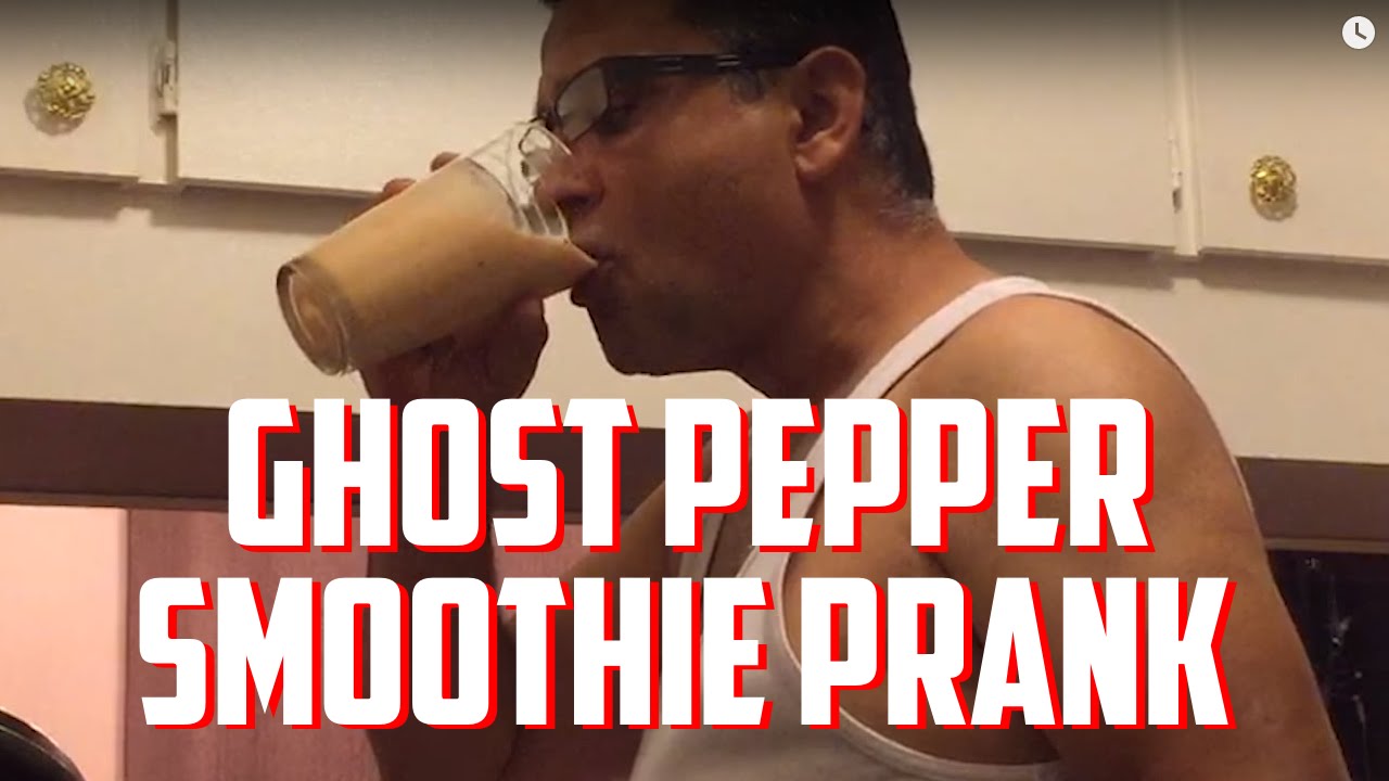 GHOST PEPPER SMOOTHIE PRANK - YouTube