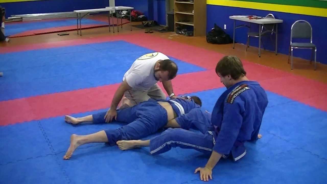 Andrew x Brent (choke out) - YouTube