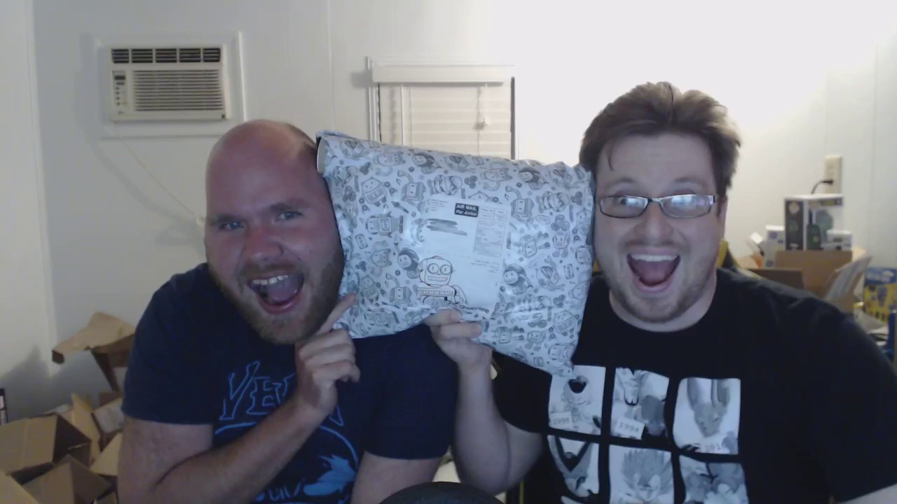 Qwertee Mystery Shirts and Poster + Special Guest! (Adorable) - YouTube