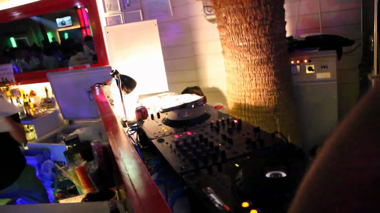 Wednesday Night At POSH With DJ Erbil - YouTube